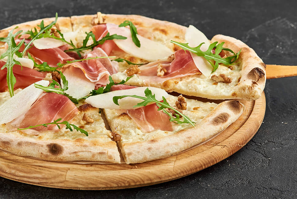 "Selena Gomez Favorite Food - 13 Essentials from Her Diet" from Selena